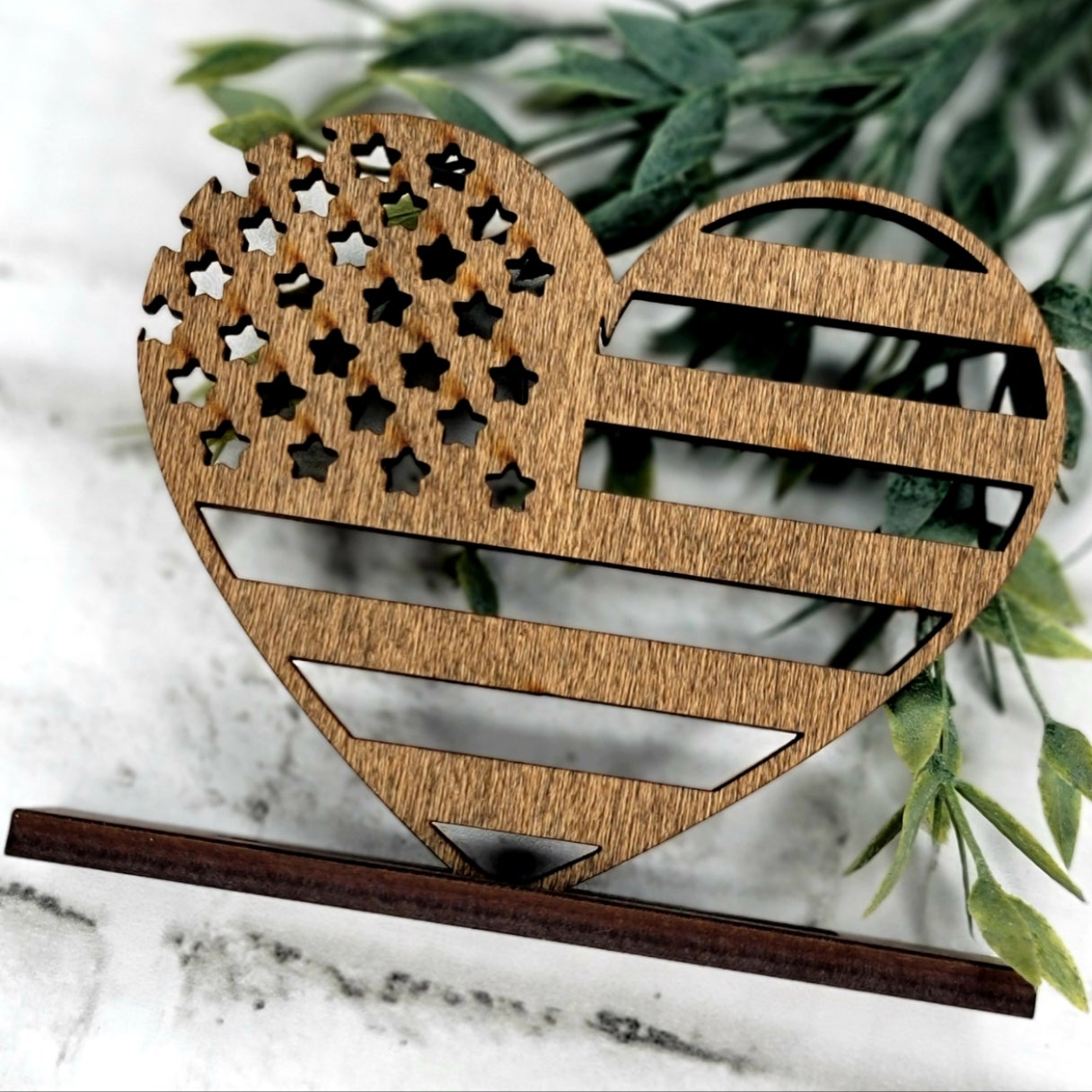 Tiered Tray Free-Standing Sign: Patriotic American Flag | Dynamite's ...